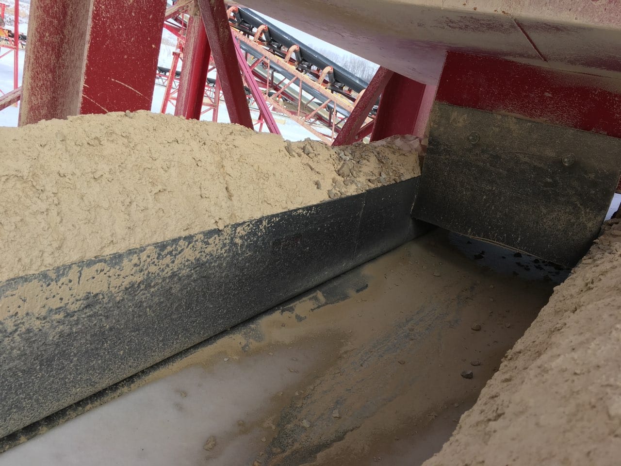 Rubber Canoe Liner Install Solves Containment Sand & Gravel Issue ...